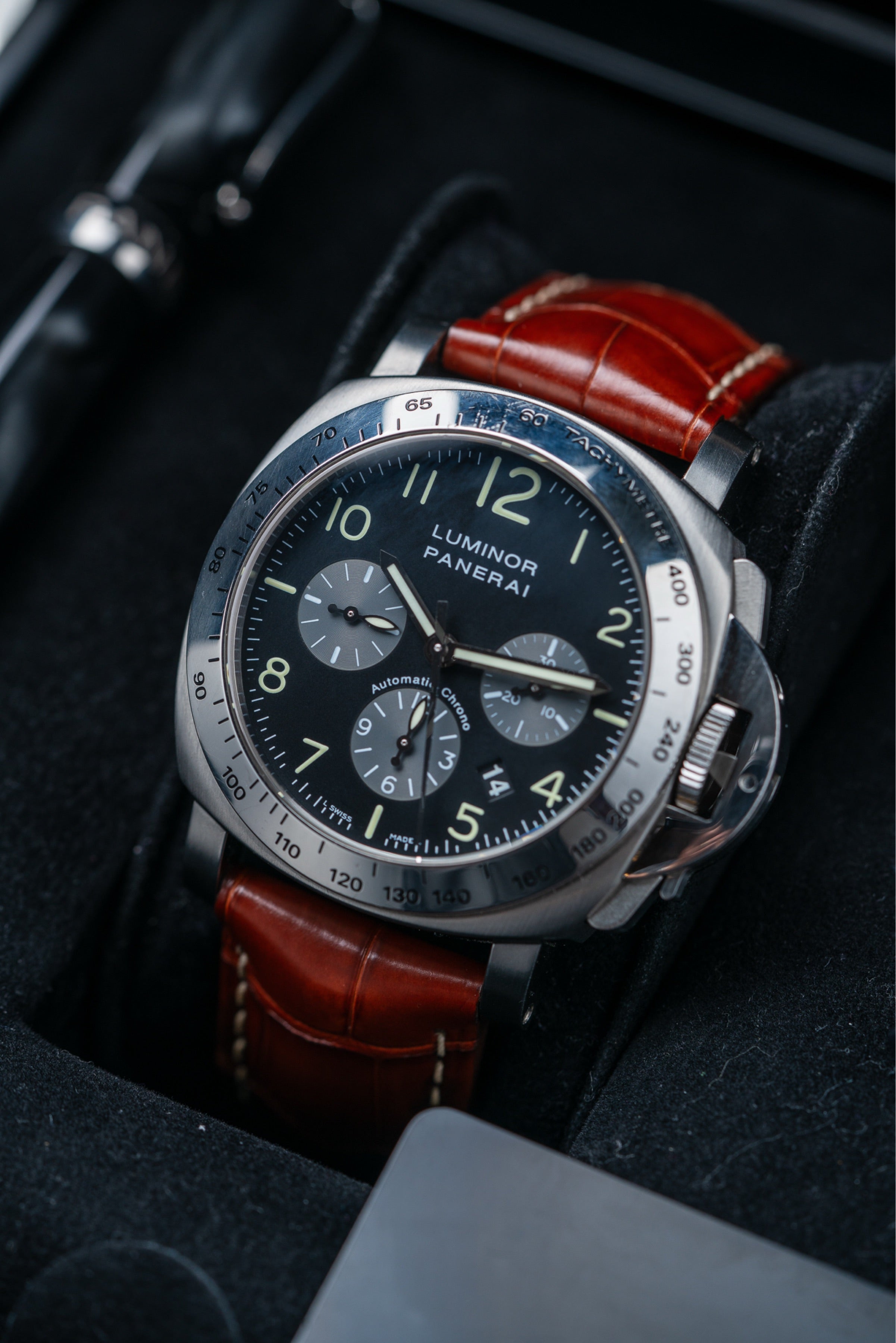 Panerai Luminor Pam00162 – Alpha Crown